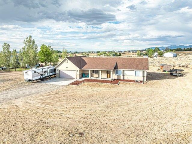 855 Parkridge Pkwy, Spring Creek, NV 89815