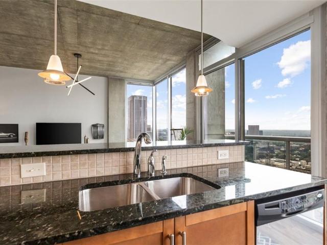855 Peachtree Street 2901