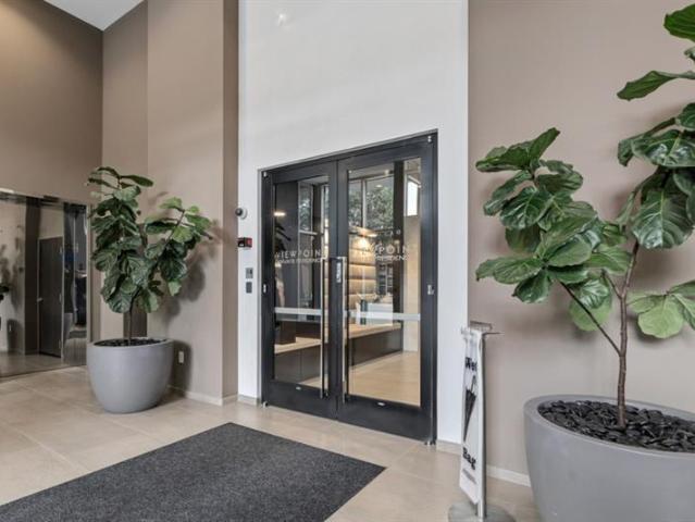 855 Peachtree Street NE 1206