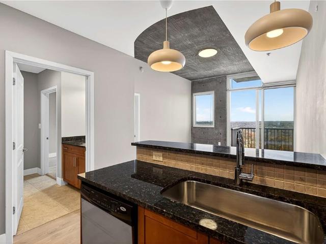 855 Peachtree Street NE 1715