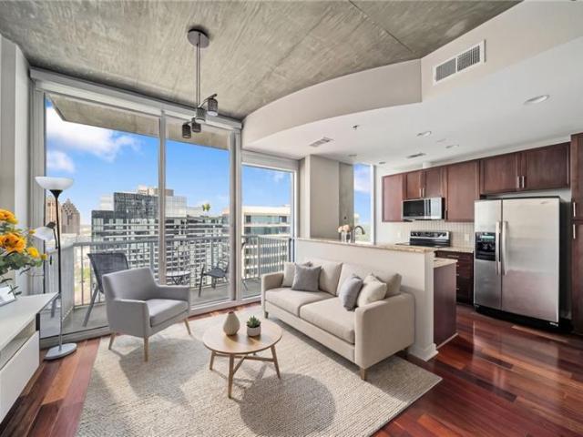 855 Peachtree Street NE 2804
