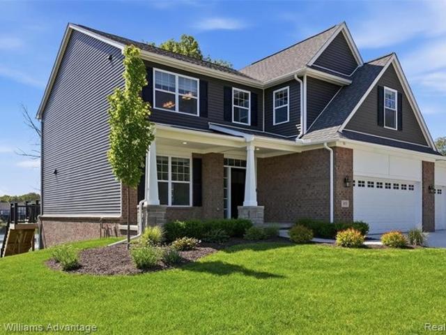 855 Preserve Ln, White Lake, MI 48386