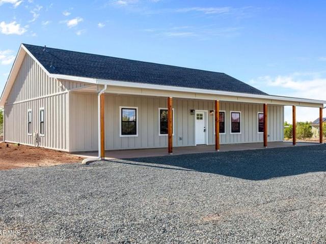 855 W 10th St S, Saint Johns, AZ 85936