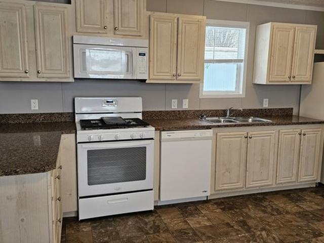 855 W Jefferson St Lot 18, Grand Ledge, MI 48837