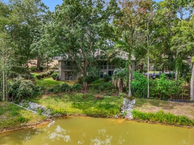855 Tall Oaks Ct. B