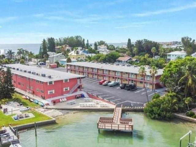 8565 W Gulf Blvd #19S, Treasure Island, FL 33706
