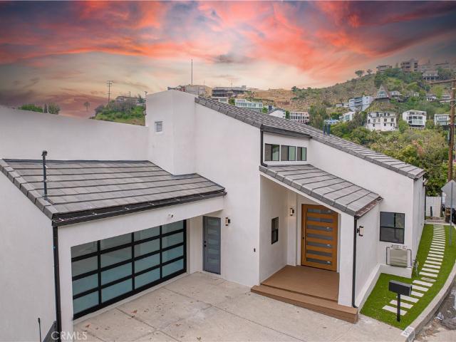 8566 Hollywood Blvd, Los Angeles, CA 90069 | MLS #26657 | Compass