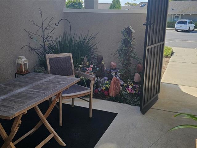 8566 Trinity Circle 817D
