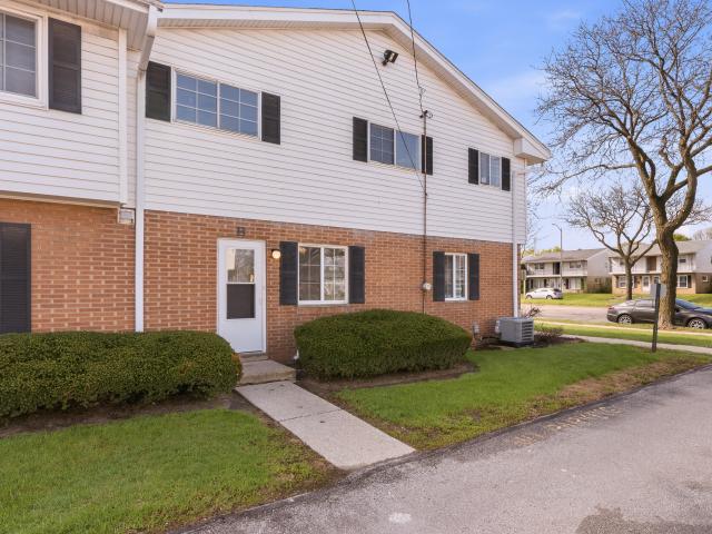 8566 W Appleton Ave, Unit B
