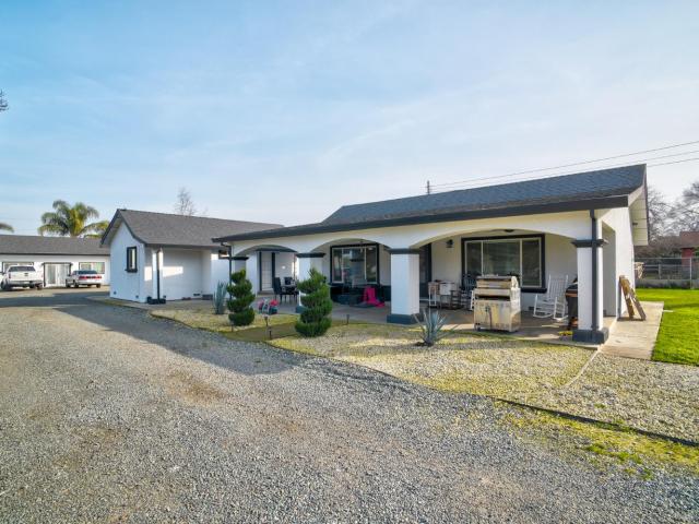 8567 Bradshaw Rd, Elk Grove, CA 95624 | MLS #226022 | Compass
