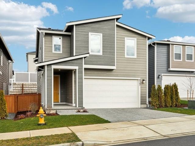 8567 46th Pl NE, Marysville, WA 98270