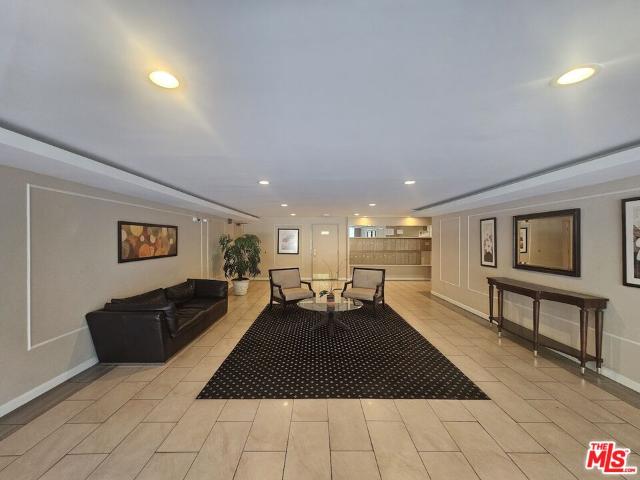 8568 Burton Way, Unit 206, Los Angeles, CA 90048 | MLS #26667
