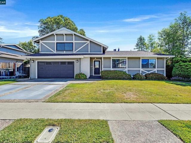 8569 Wicklow Ln, Dublin, CA 94568