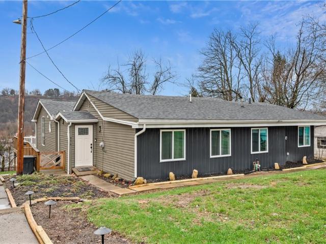 856 Cleveland Ave, Brackenridge, PA 15014 | MLS #1743