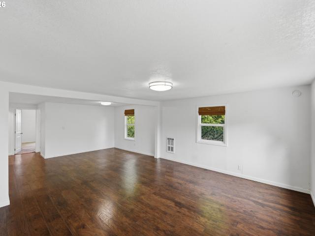856 augustine ave