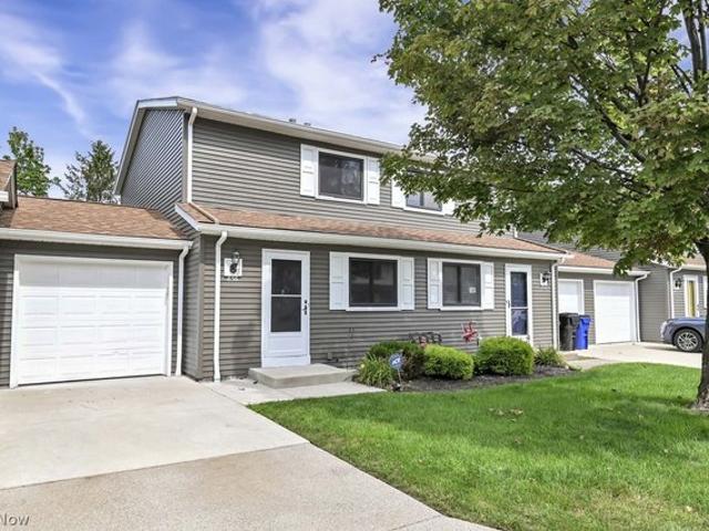 856 Gino Ln, Cleveland, OH 44109