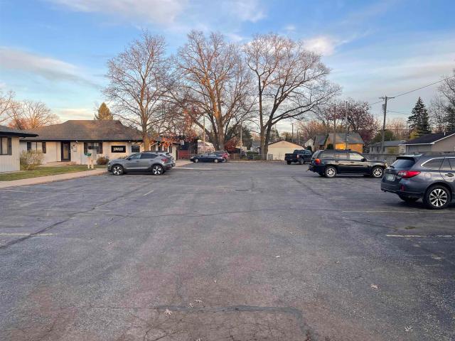 856 E Eighth Street # Unit: 5
