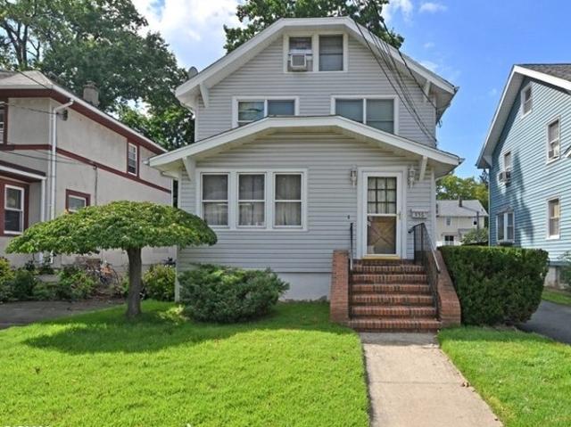 856 Ester Ave, Teaneck, NJ 07666