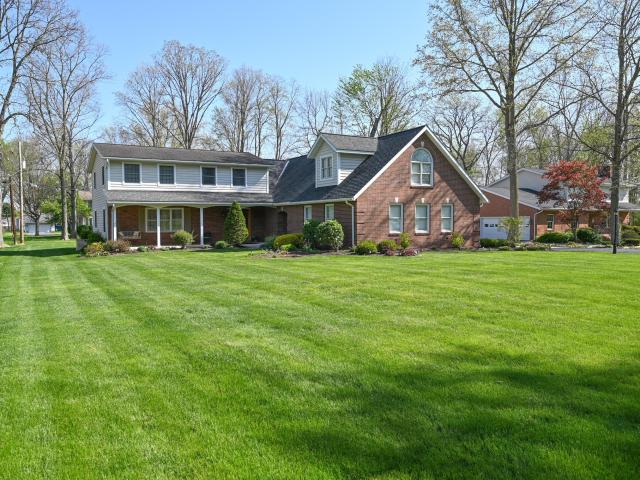856 Oak Drive