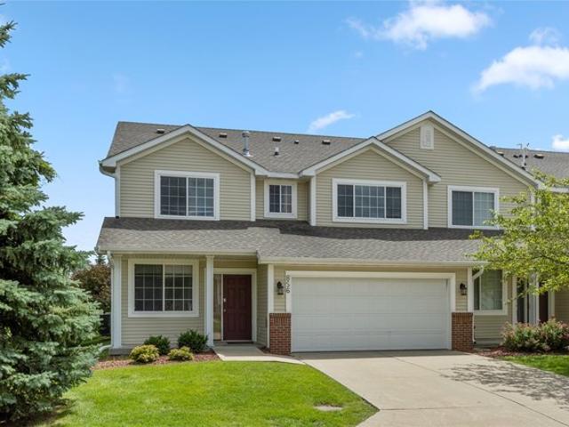 856 SE Mulberry Ln, Waukee, IA 50263