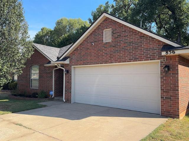 856 Shady Creek Lane