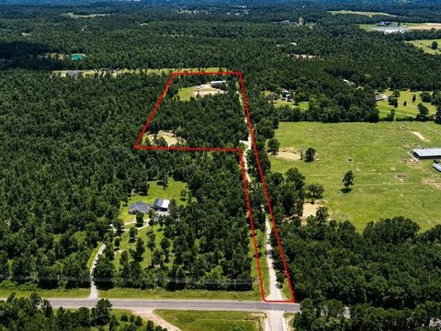856 State Highway 150, New Waverly, TX 77358