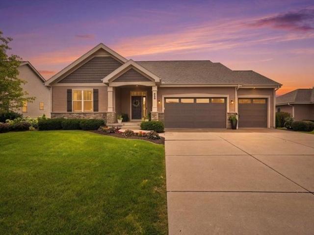 856 Peace Ln, Oregon, WI 53575