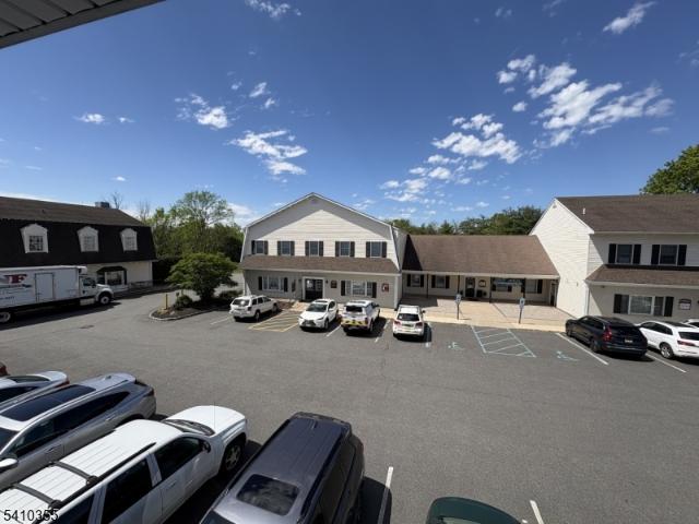 856 Route 206