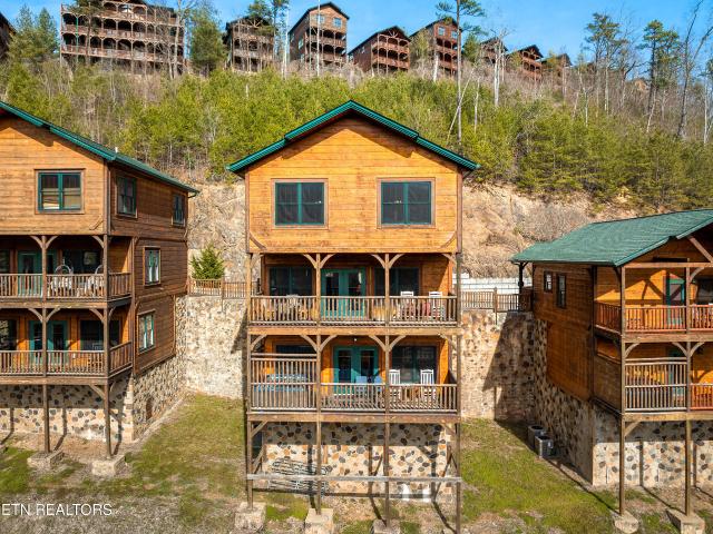 856 Resort Way, Gatlinburg, TN 37738 | MLS #1330 | Compass