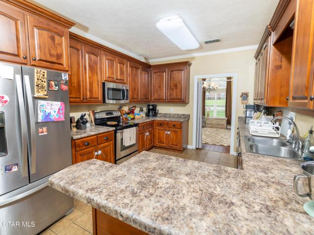 856 White Oak