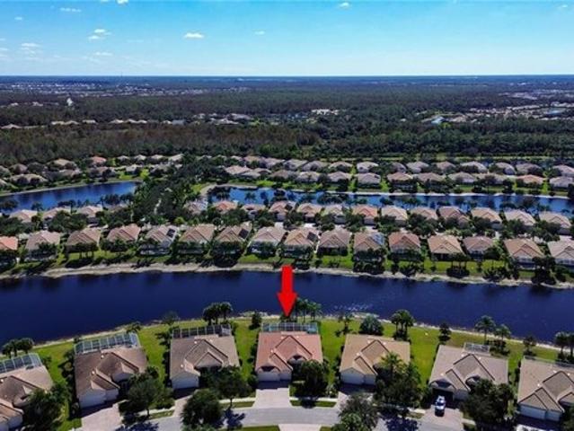 8574 Julia Ln, Naples, FL 34114