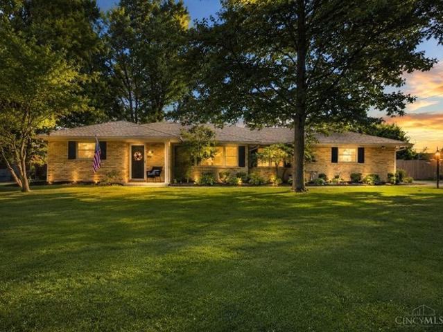 8575 Kentland Ct, Amberley, OH 45236
