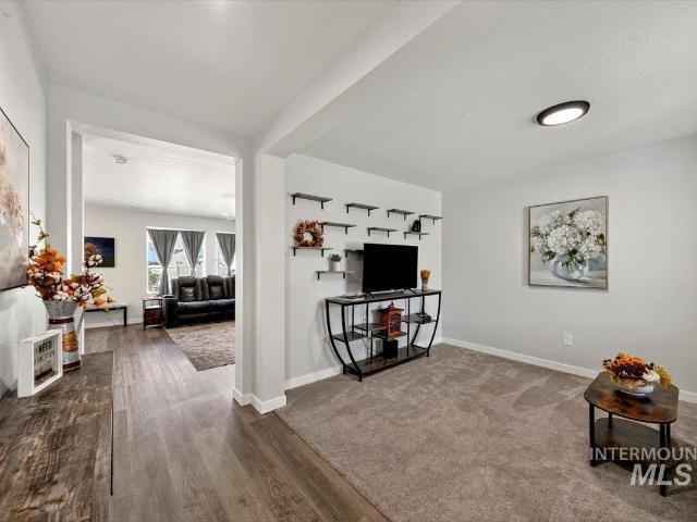 8575 S Foraker Way