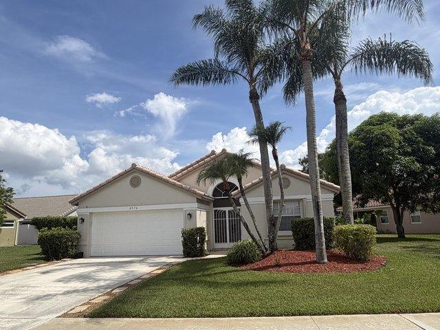 8576 Windy Cir, Boynton Beach, FL 33472