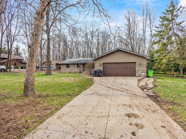 8578 winncrest road