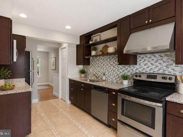 8579 Harvest View Court