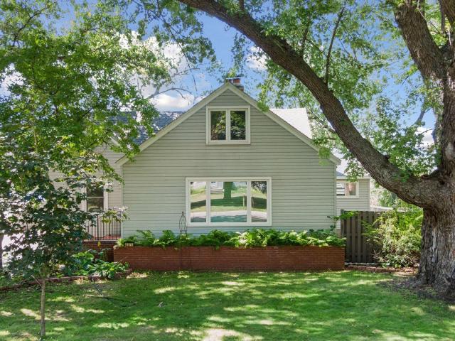 8570 Lincoln Street NE