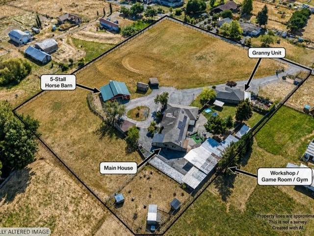8571 Brand Ln, Penngrove, CA 94951