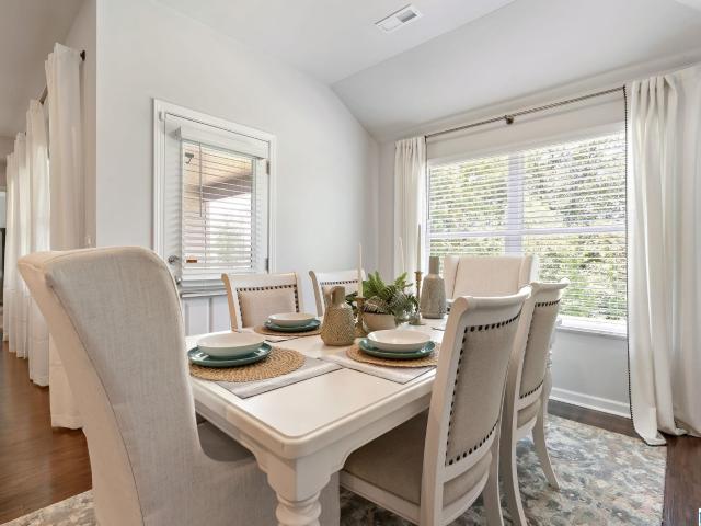 857 Camden Loop