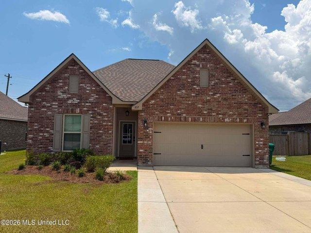 857 Ahoy Dr, Biloxi, MS 39532