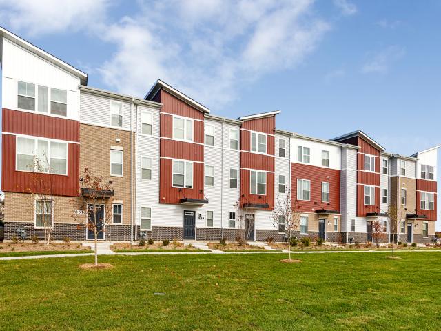 857 Finley Dr, Aurora, IL 60504 | Compass