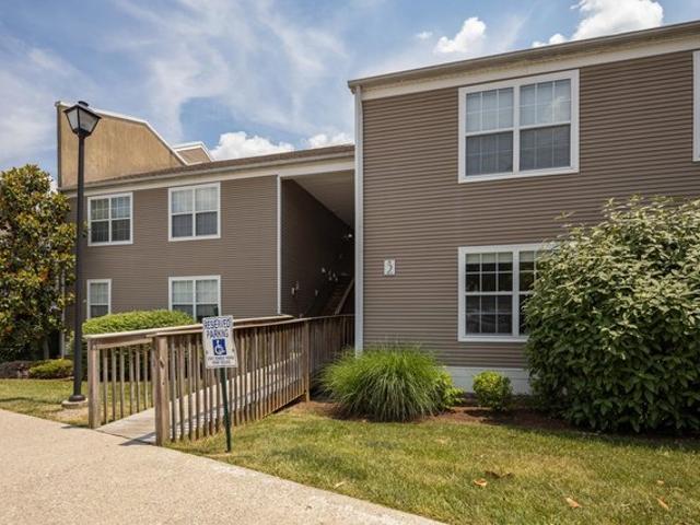 857 Malabu Dr Apt 2102, Lexington, KY 40502