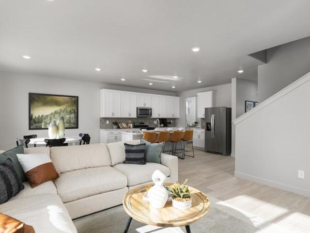 857 N 260 E, Santaquin, UT 84655
