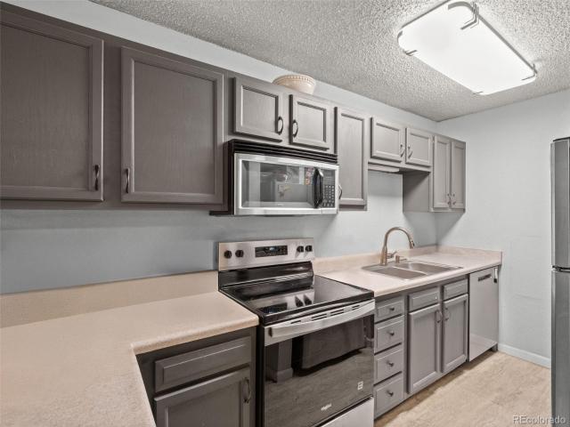 857 S Van Gordon Ct, Unit G108, Lakewood, CO 80228 | MLS #7364