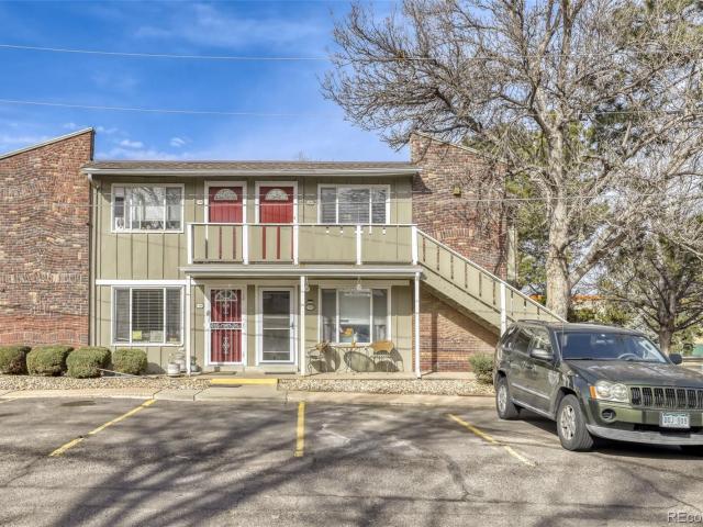857 S Van Gordon Court # I204