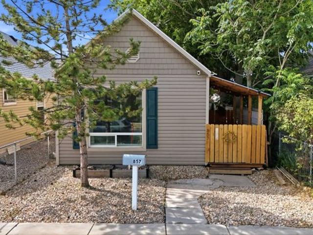 857 W Simondi Ave, Salt Lake City, UT 84116