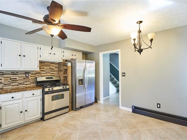 8585 Carmichael Drive
