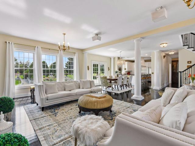 8585 Kelzer Pond Drive