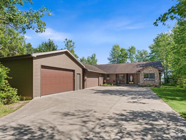 8585 Strawberry Point Road
