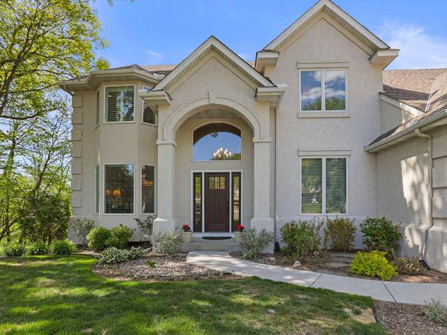 8587 Summit Oaks